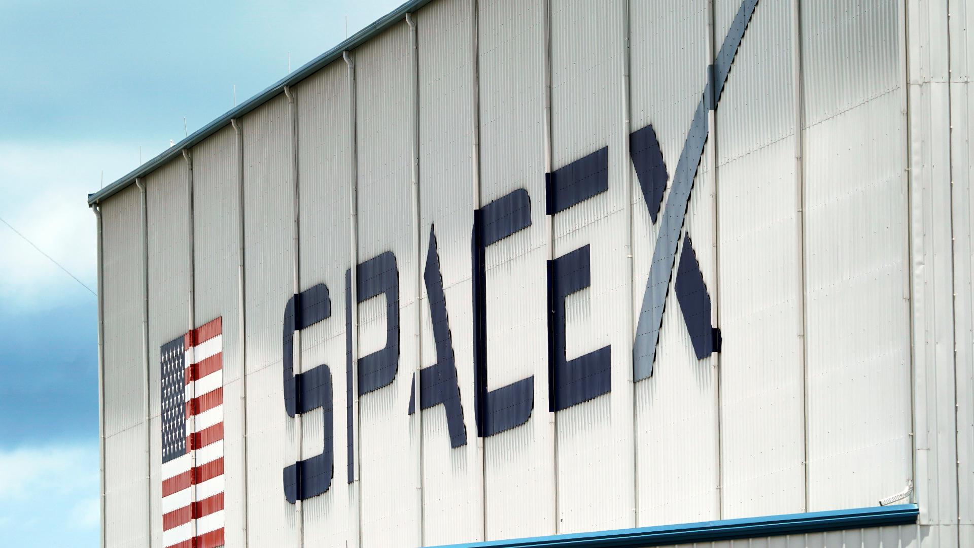 What is an IPO? SpaceX begins trading in largest stock debut ever ...