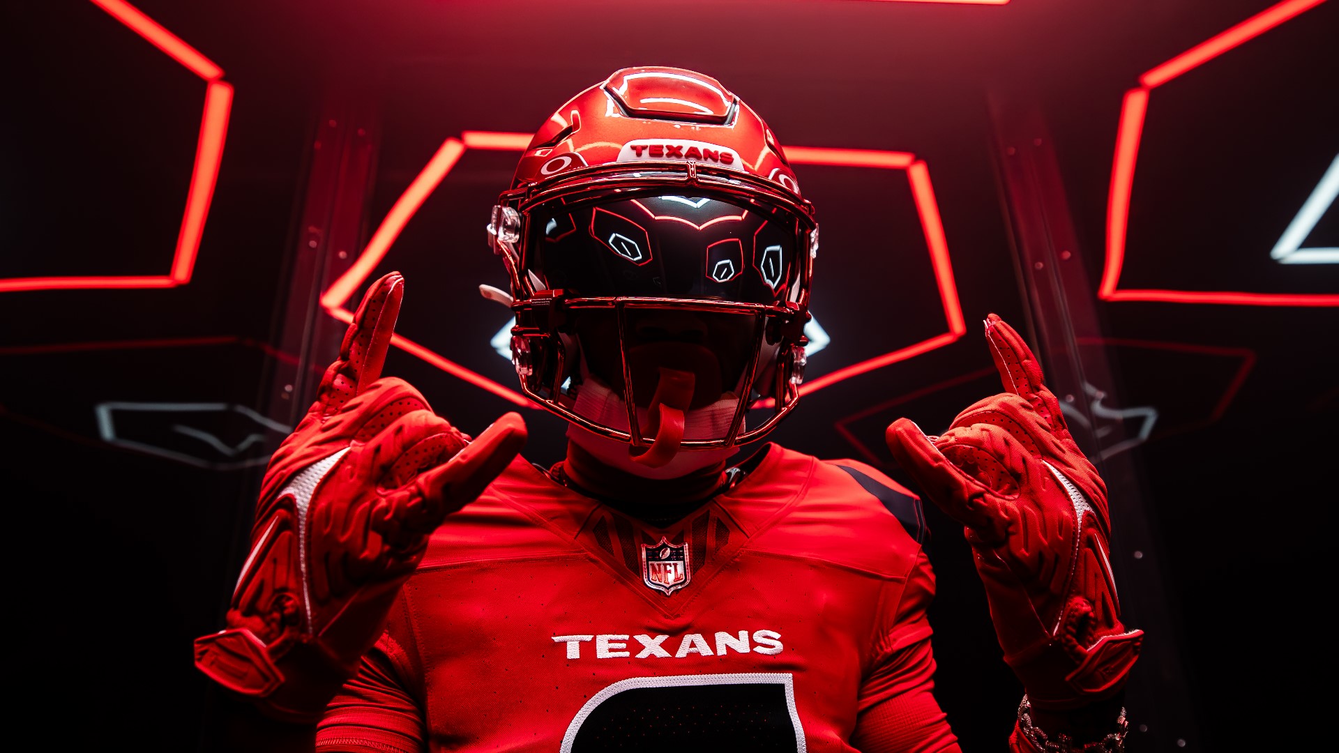 Texans unveil new uniforms, including jerseys, helmets | newswest9.com