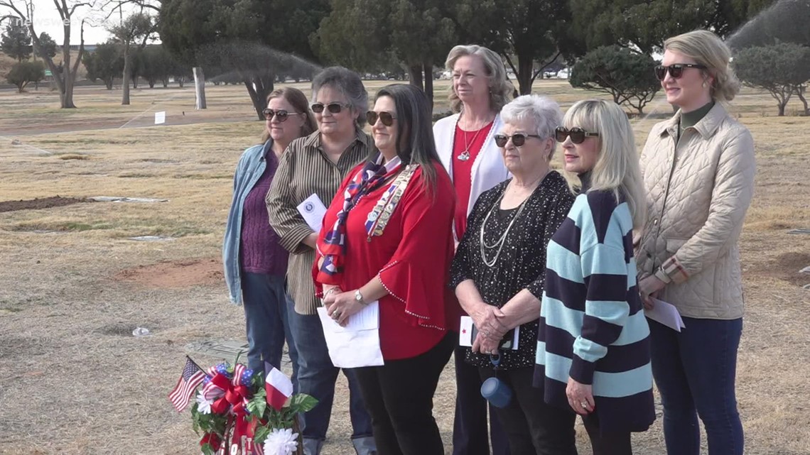 Daughters of the Republic of Texas Aaron Estes chapter honors founder ...