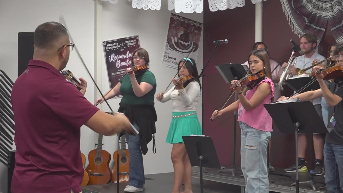 Mariachi teacher inspires legacy at Midland Legacy High | newswest9.com