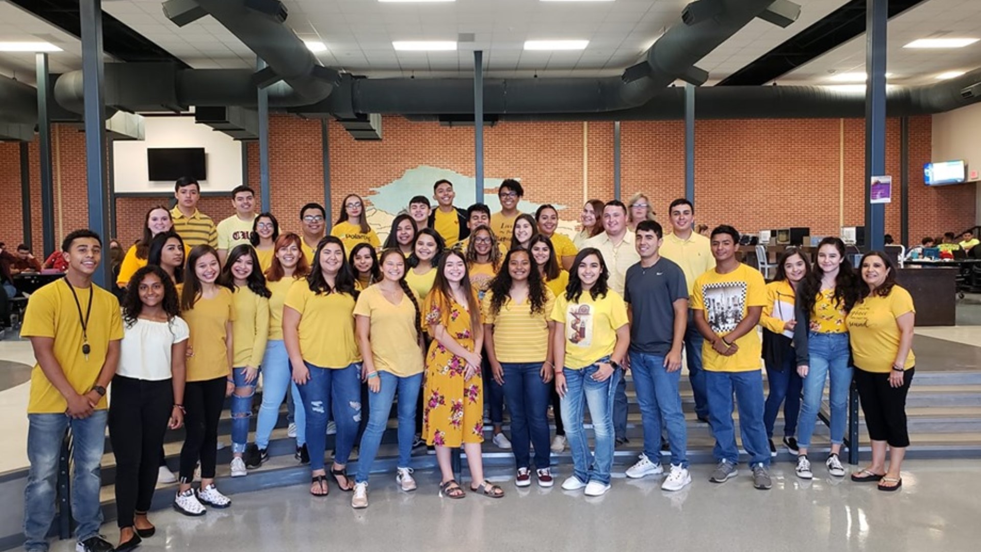 Schools wearing yellow in support of OHS | newswest9.com