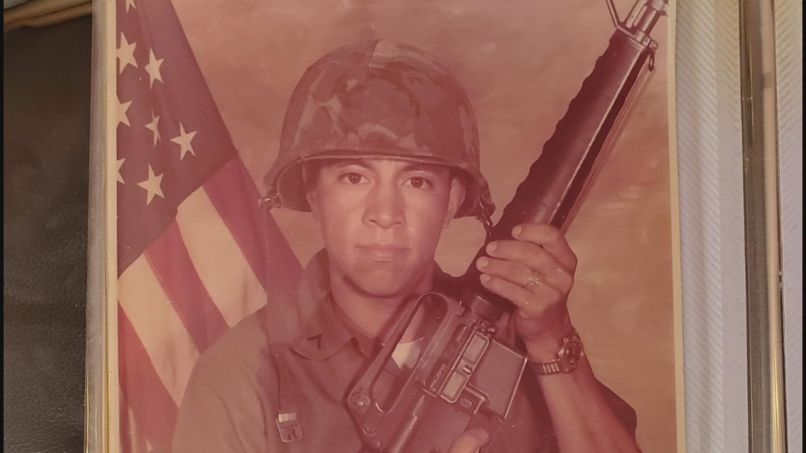 Veteran continues Thanksgiving tradition | newswest9.com