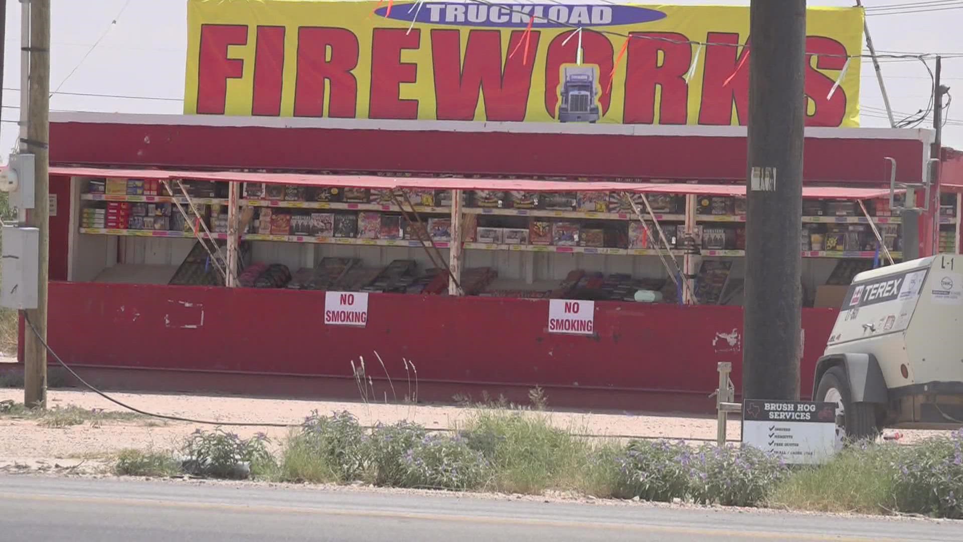 Fireworks safety tips | newswest9.com