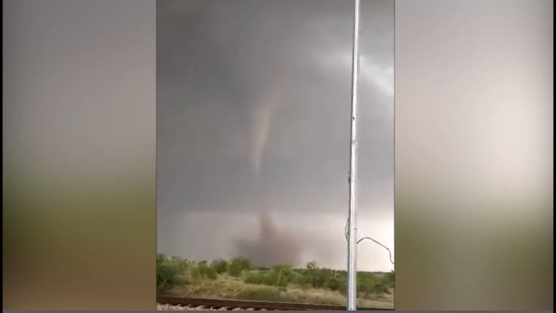 Homes destroyed, 18-wheeler blown over, roads flooded by Big Spring ...