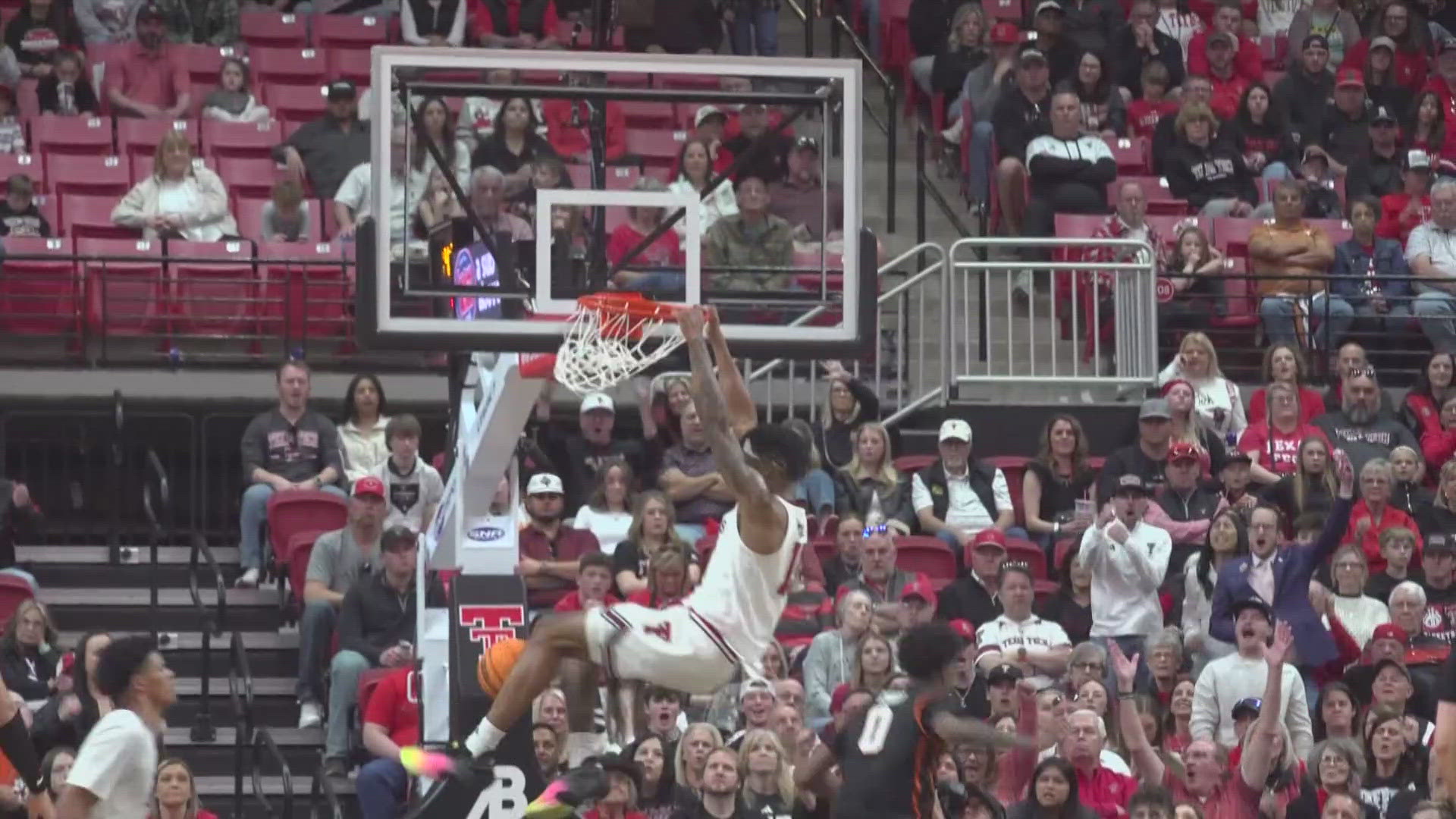 No. 15 Texas Tech men's basketball soars past Oklahoma State to open ...