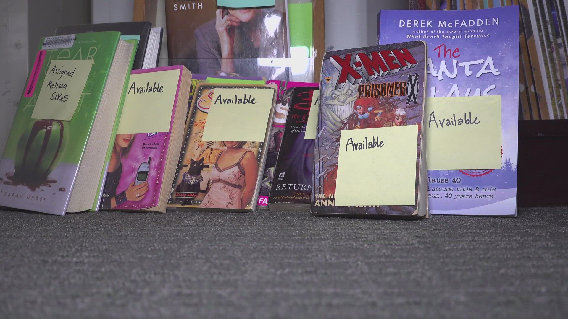 Texas school libraries change under new law, SB 13 | newswest9.com