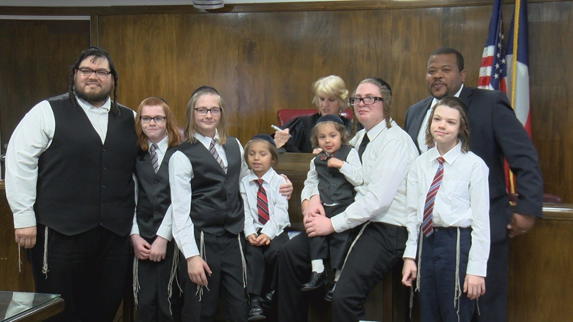 Man adopts 6 kids in 4 years | newswest9.com