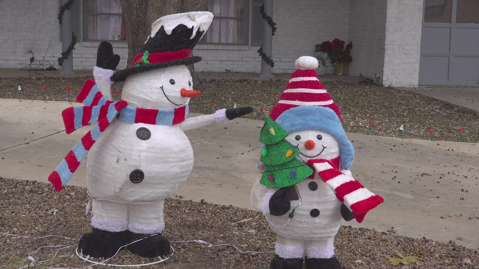 Man seeks justice after Christmas decorations were vandalized at ...