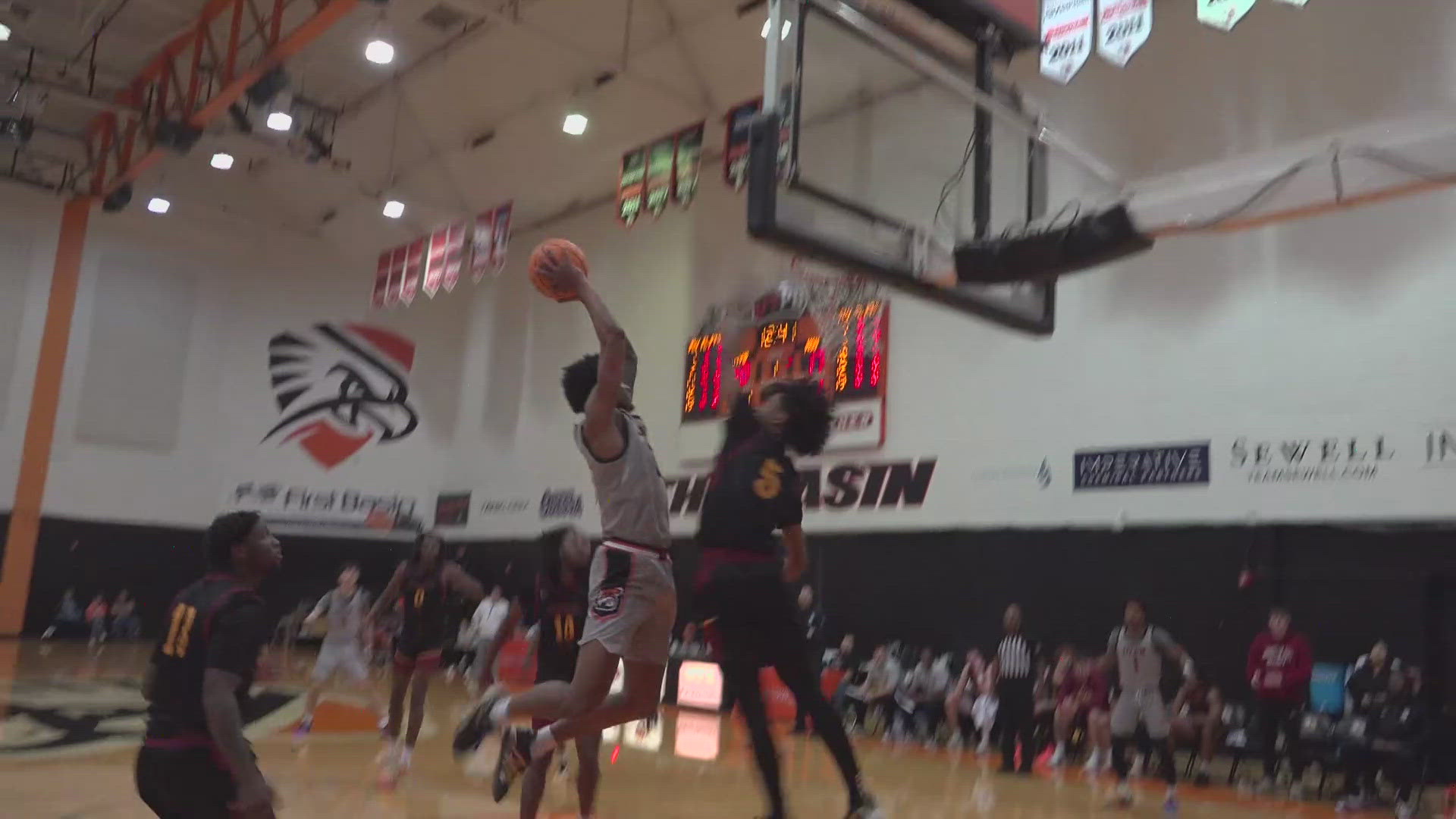 UTPB MBB wins nailbiter in Falcon Dome | newswest9.com