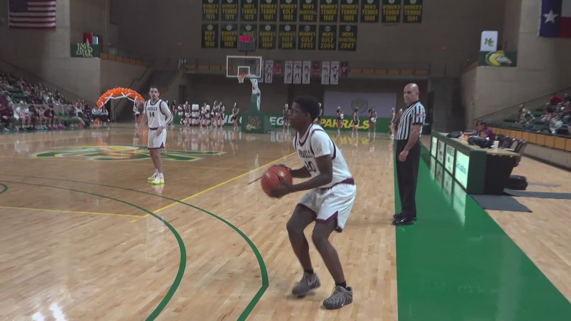 Midland Legacy boy's basketball powers past Permian | newswest9.com