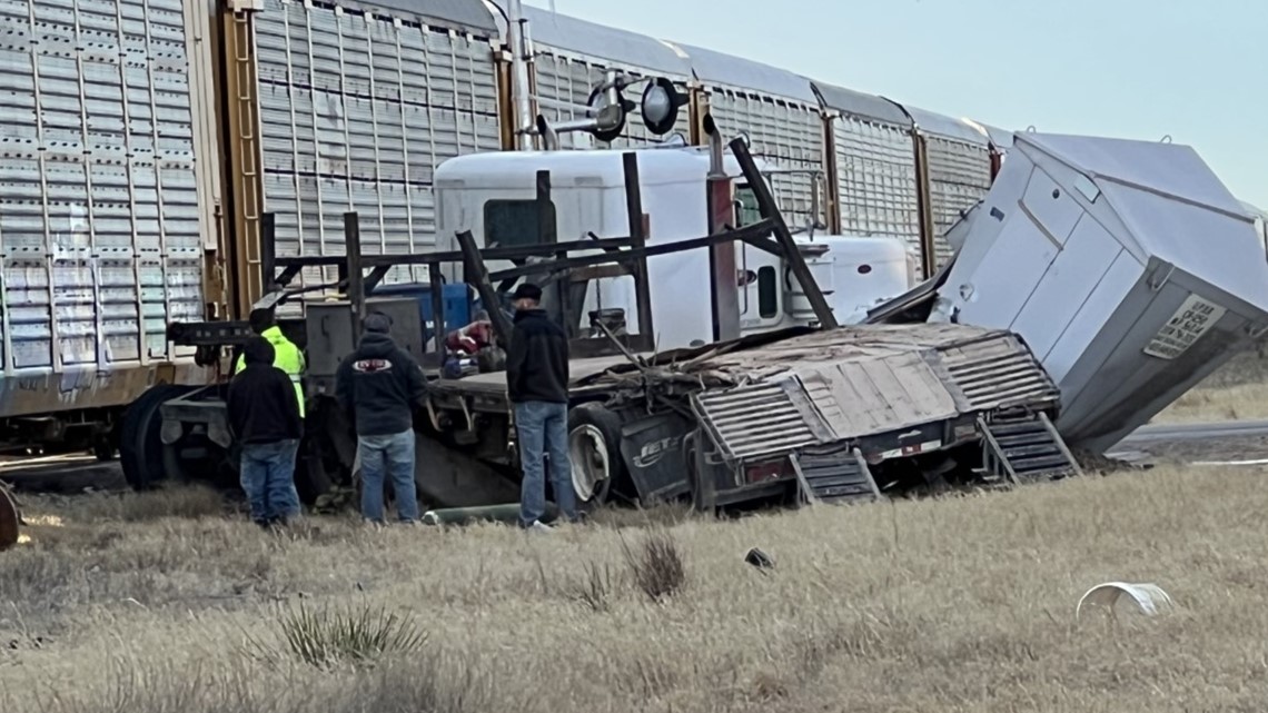 Texas DPS responds to train-vehicle crash on Hwy 80 | newswest9.com