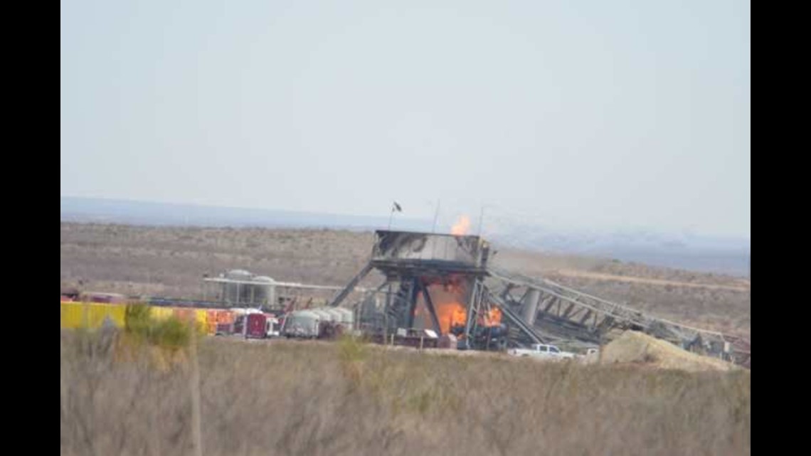Oil Rig Falls Over, Continues to Burn in Reeves County | newswest9.com