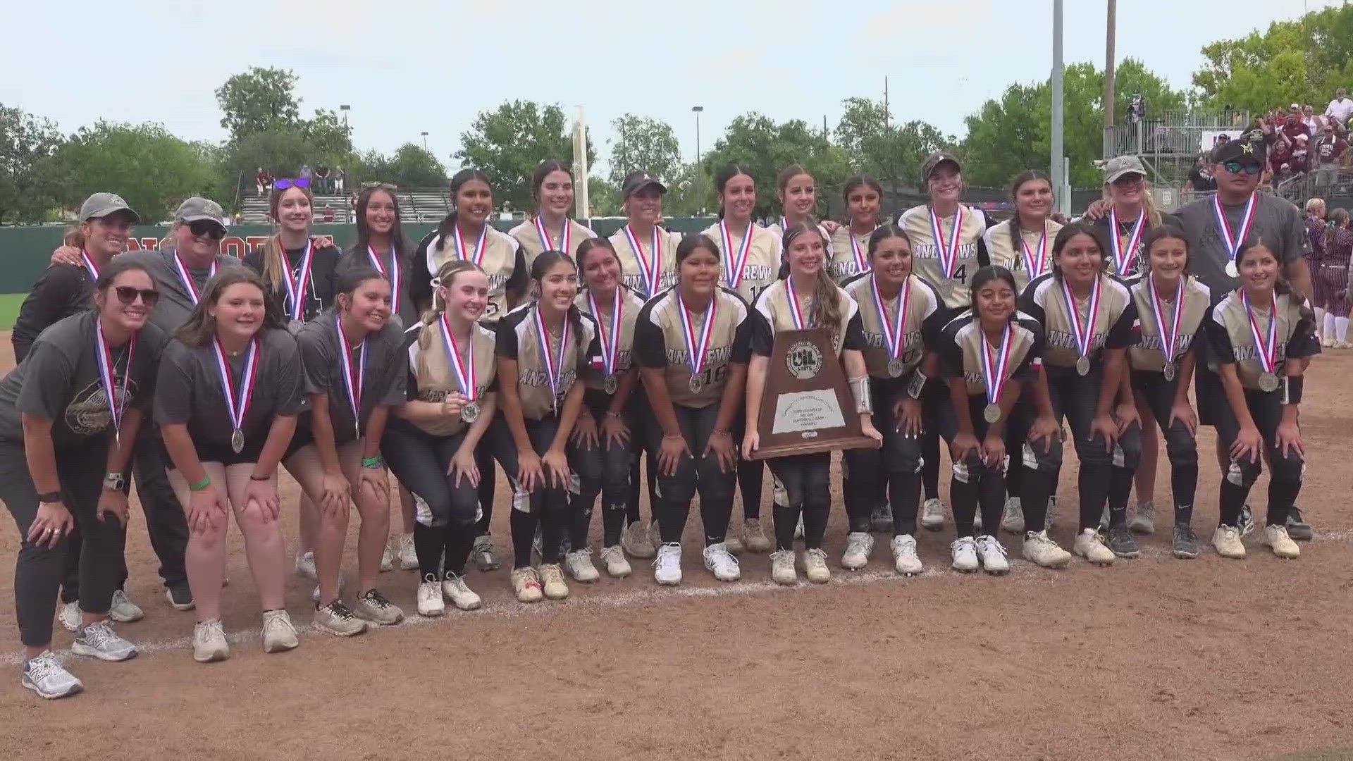 Calallen Lady Wildcats secure third-straight 4A state title, defeating ...