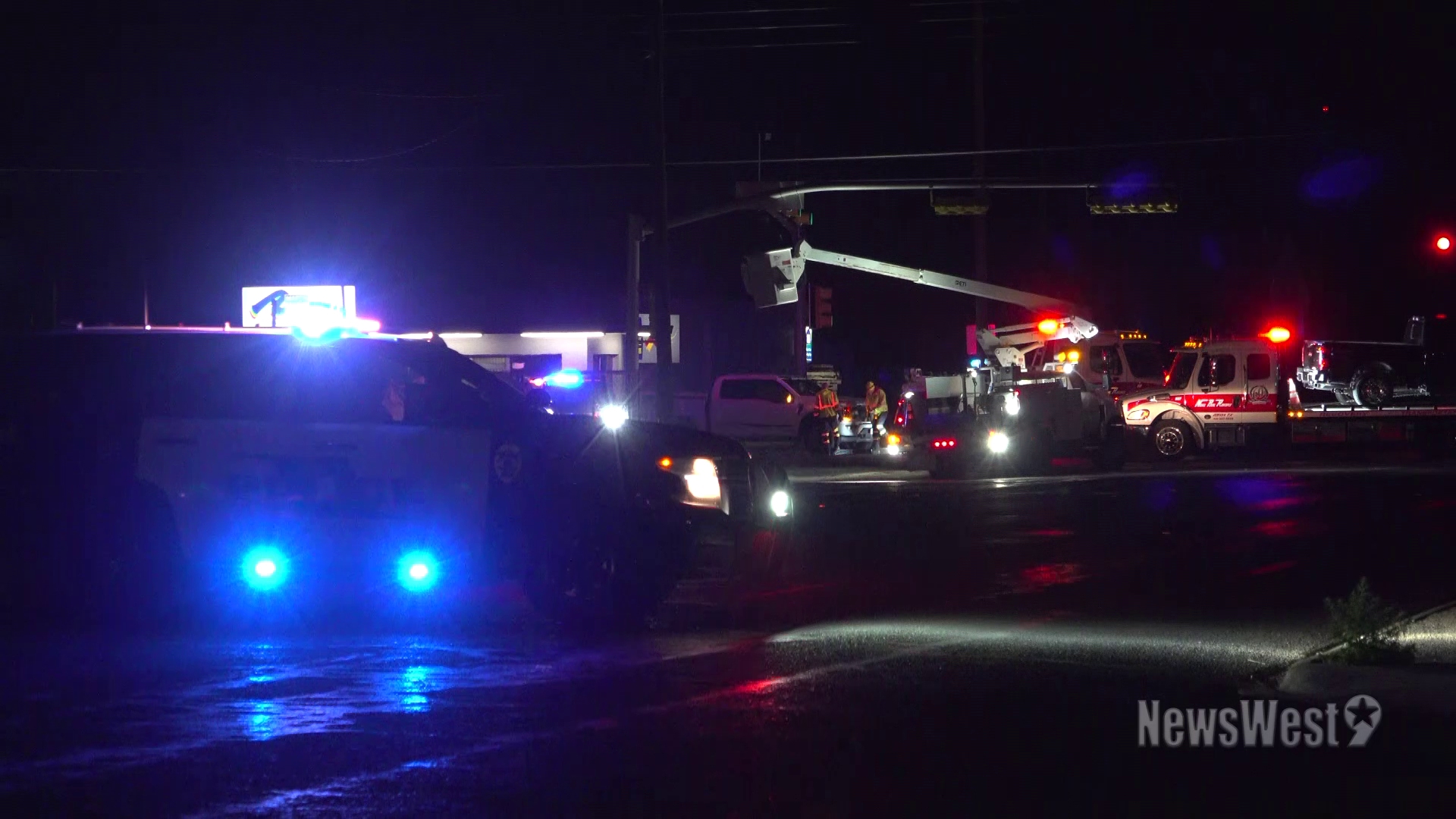 Multi-vehicle crash in Odessa causes blown transformer, down power ...