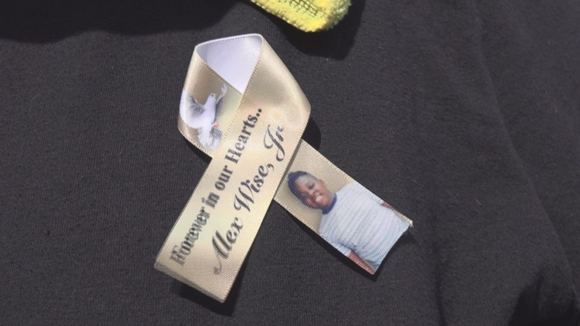 Memorial fundraiser held for Alex Wise Jr. | newswest9.com