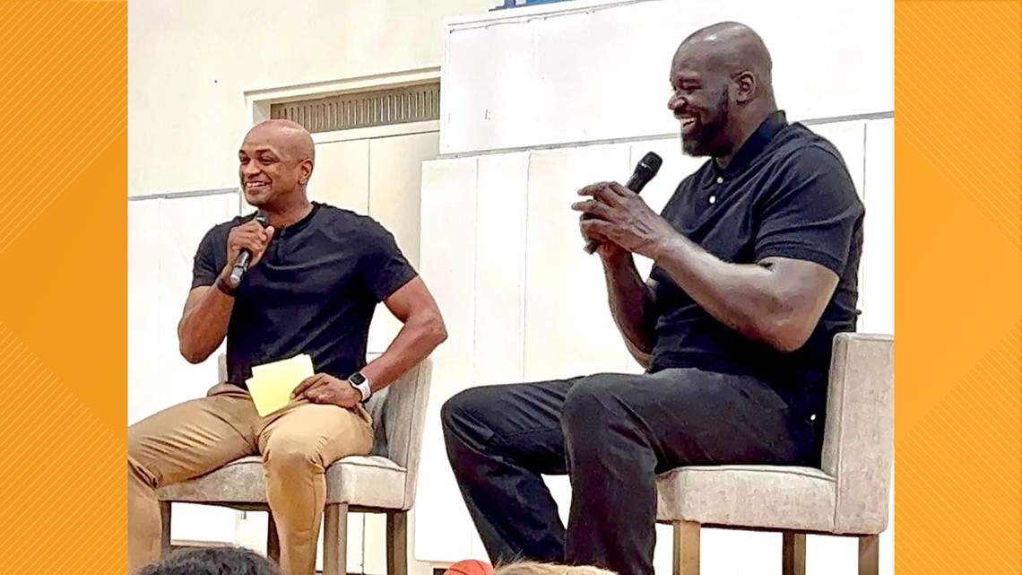Shaquille O'Neal visits Hobbs Boys and Girls Club | newswest9.com