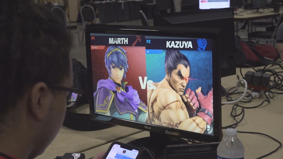 What it's like competing in Esports | newswest9.com