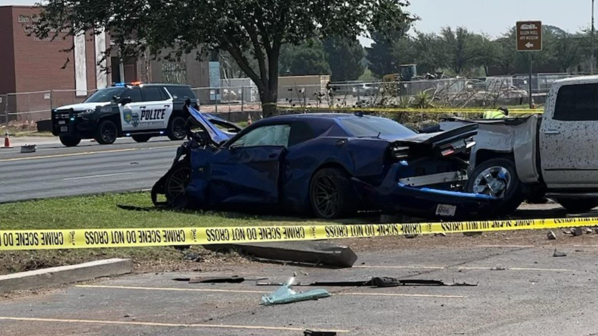Fatal crash off University Blvd. update | newswest9.com