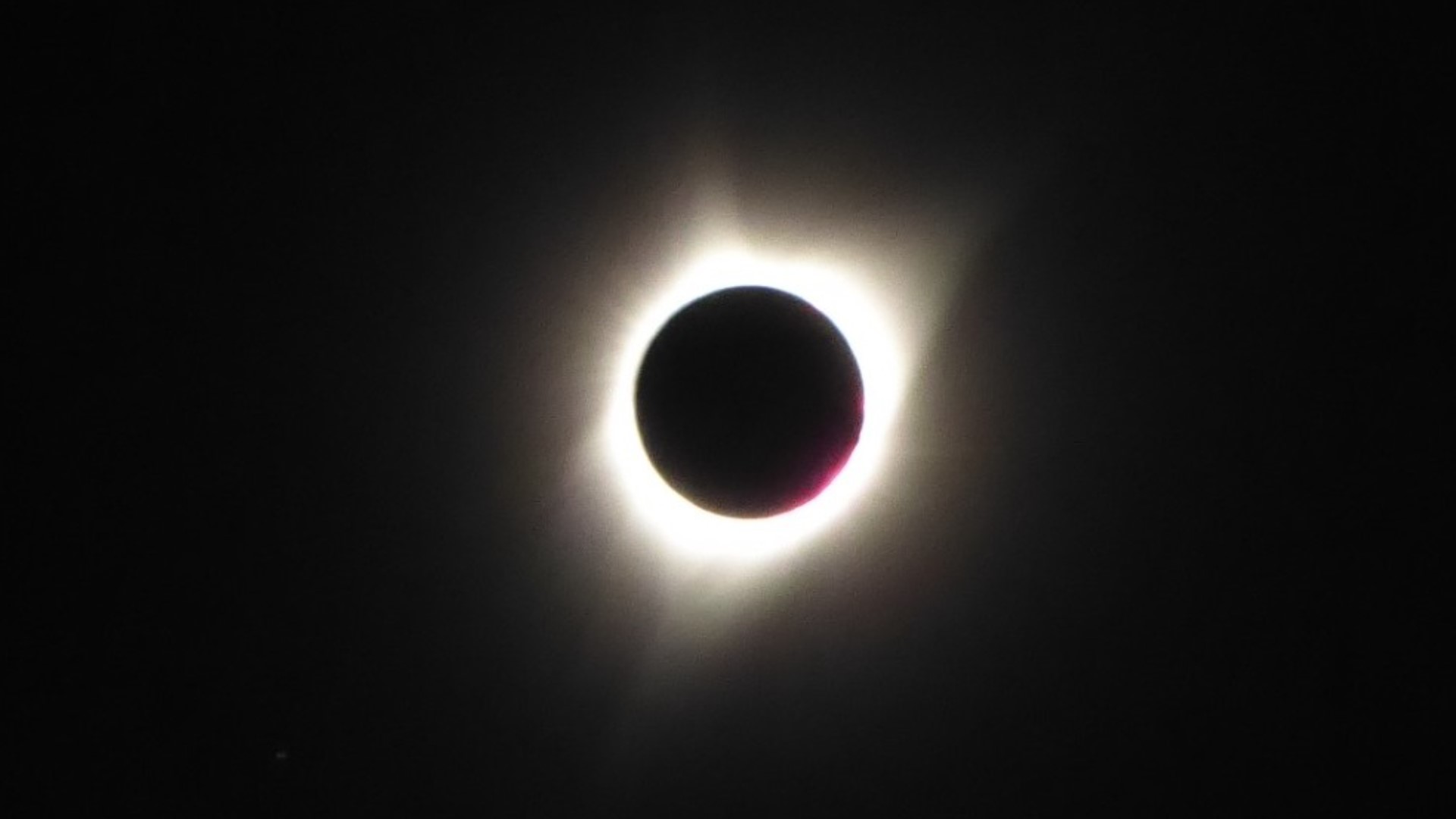 How are the solar eclipse glasses made? | newswest9.com